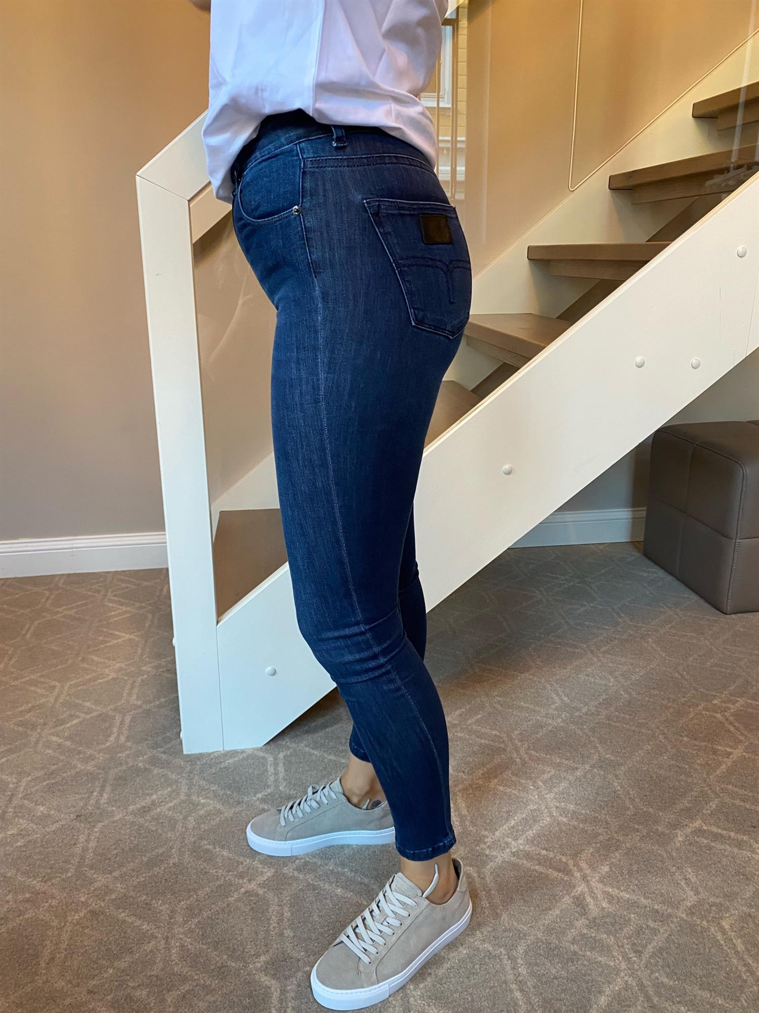 CELIA LEIA BEAT Rinse – Capone