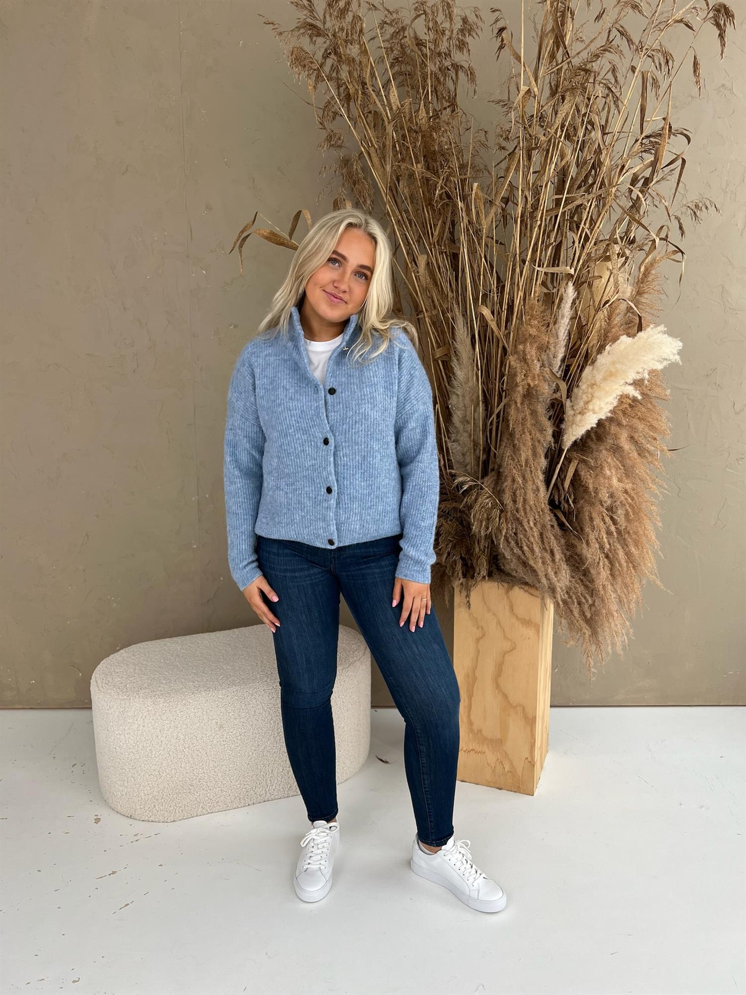 CELIA LEIA BEAT Rinse – Capone